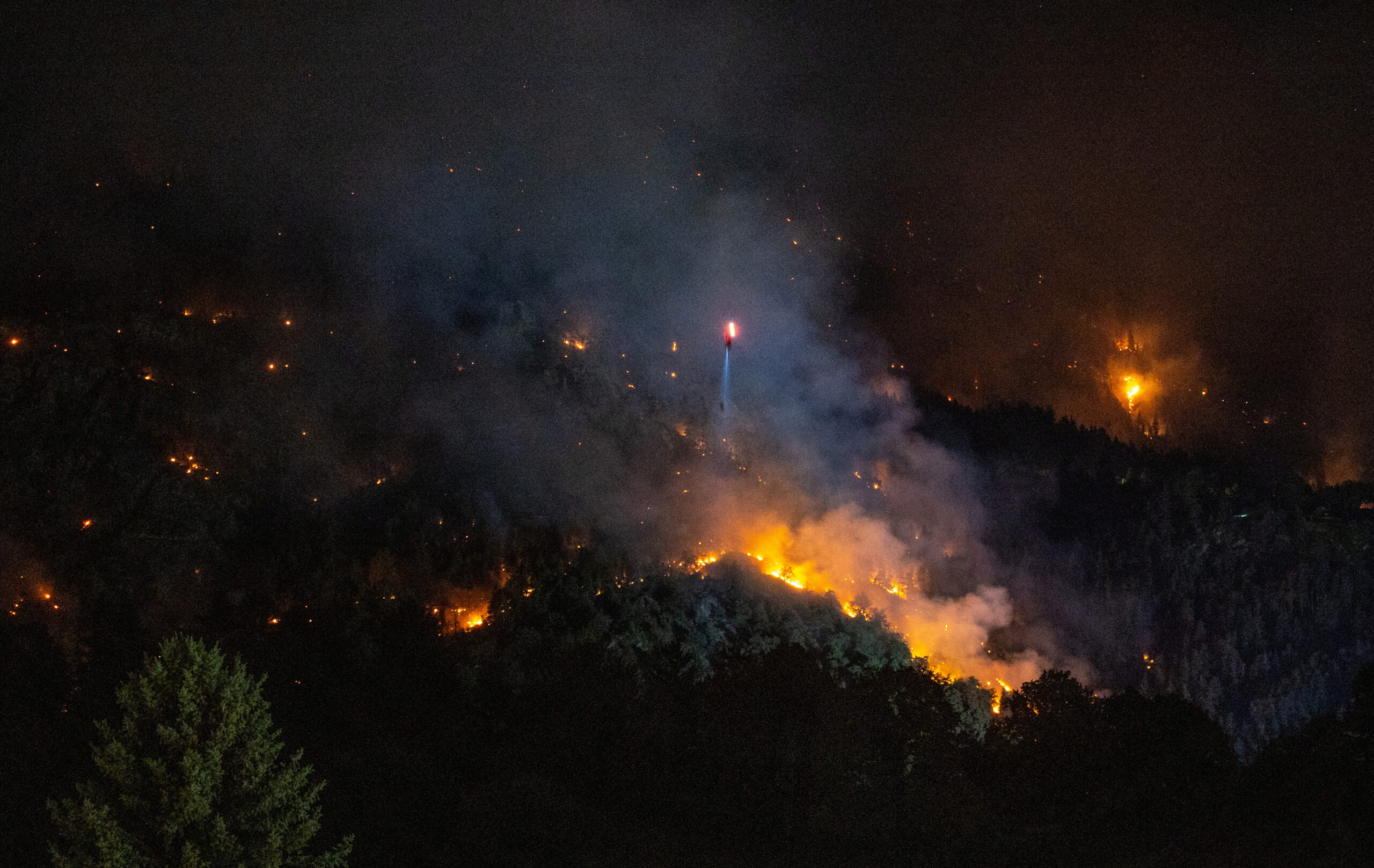Swiss police evacuate villages due to wildfire | Inquirer News
