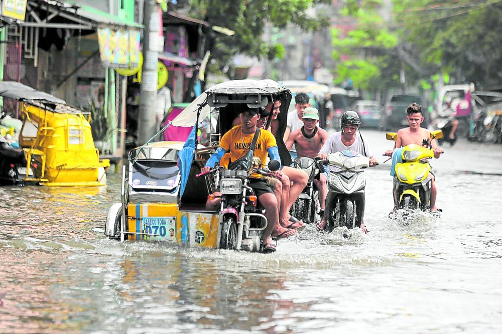 P255 billion budget for flood control questioned | Inquirer News
