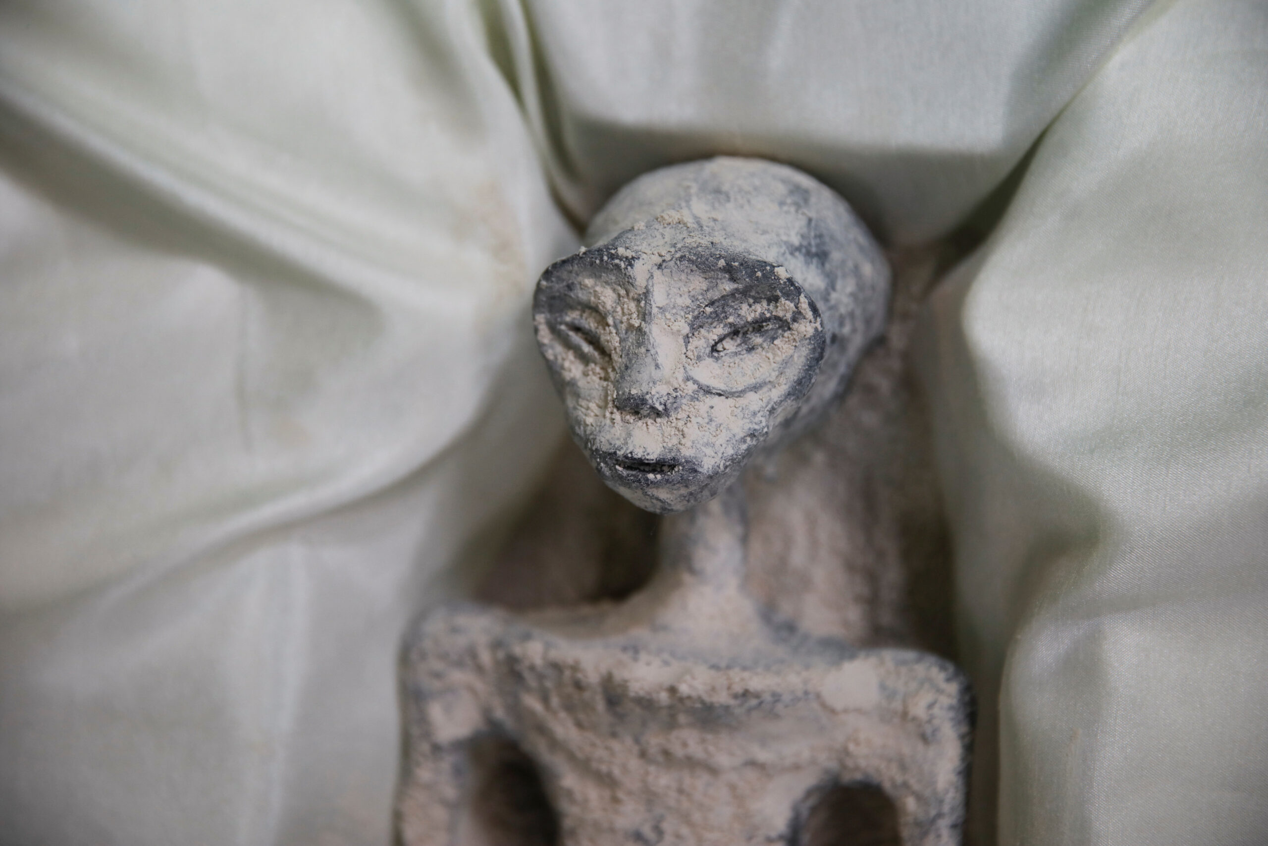 A close encounter with the 'alien bodies' in Mexico | Inquirer News