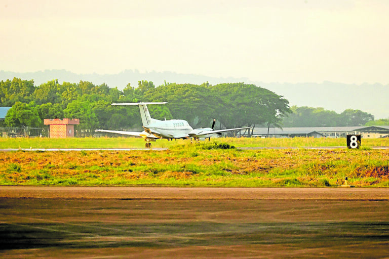 P1.3-B newly upgraded runway at Basa Air Base opens | Inquirer News