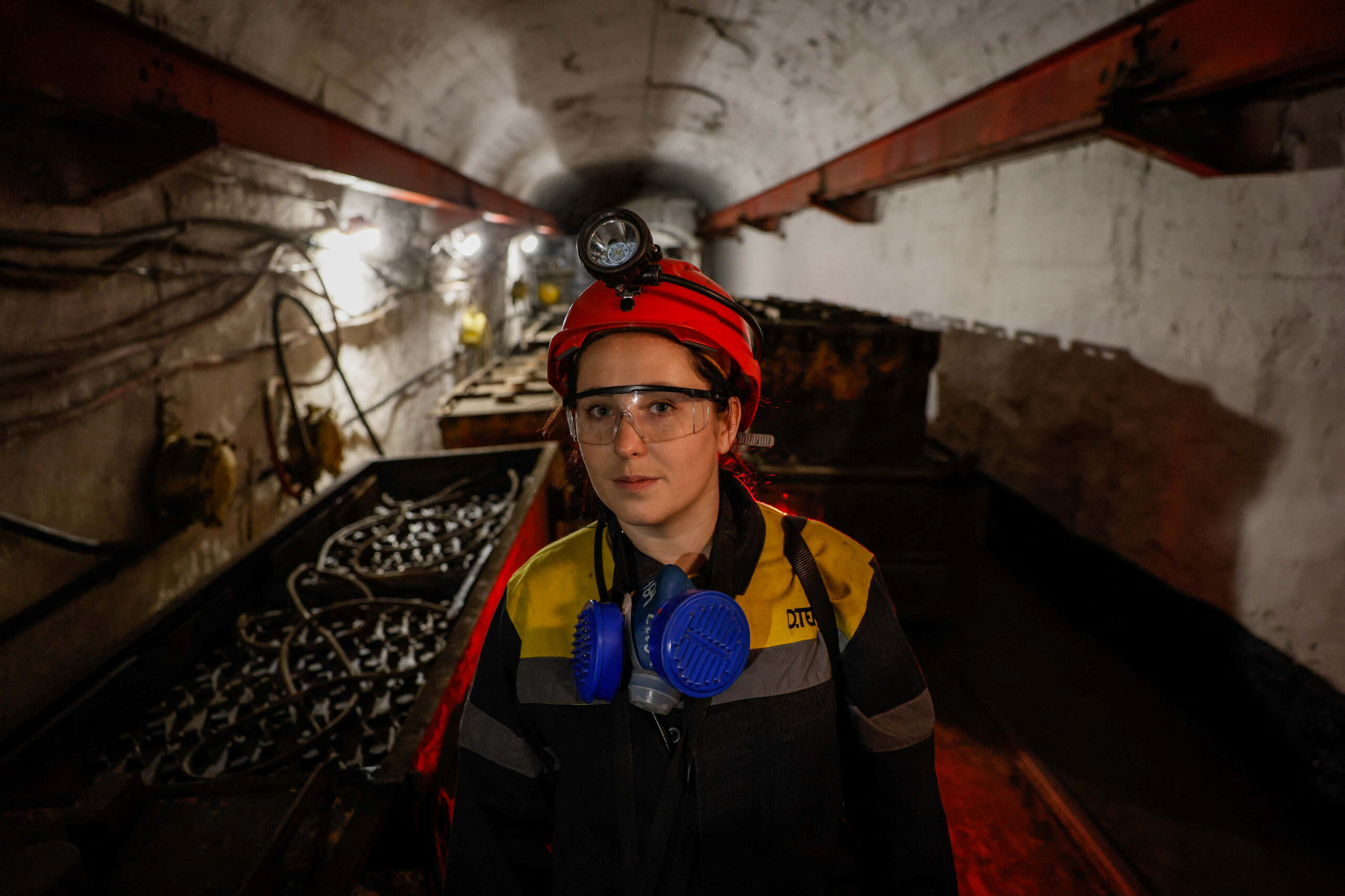 Ukraine's coal mines turn to women to solve wartime staff shortages ...