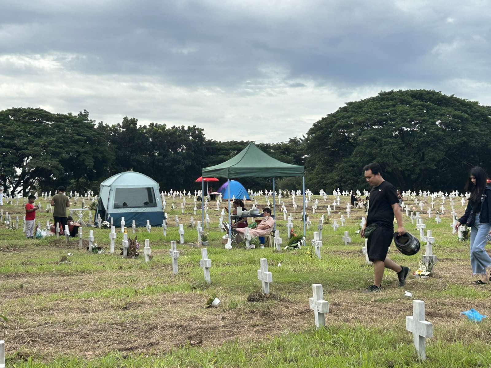 Number of visitors at Libingan ng mga Bayani is lower this year
