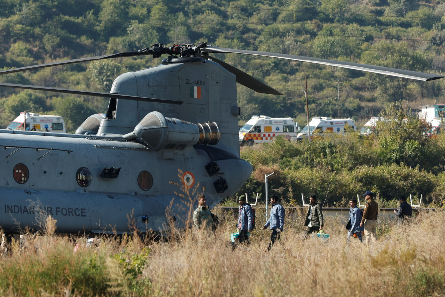 'Like brothers': Rescued Indian tunnel workers stayed hopeful through ...