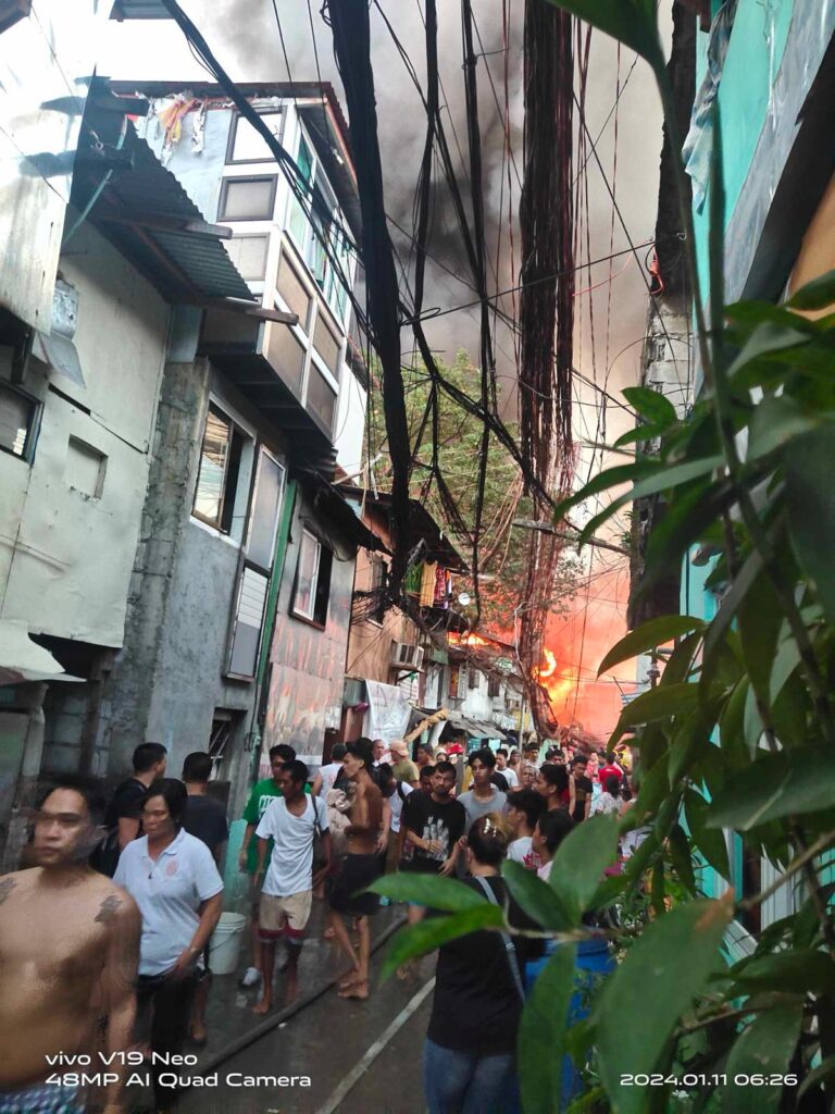 Fire hits residential block in Pandacan, 1 hurt – BFP