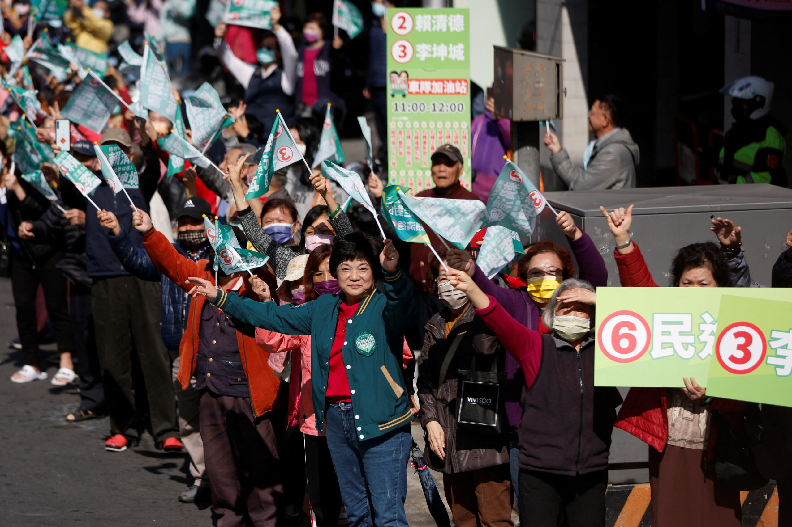 Taiwanese pack election rallies, China vows to 'smash independence plots'