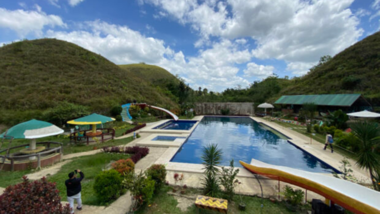 2 resorts near Chocolate Hills still closed | Inquirer News