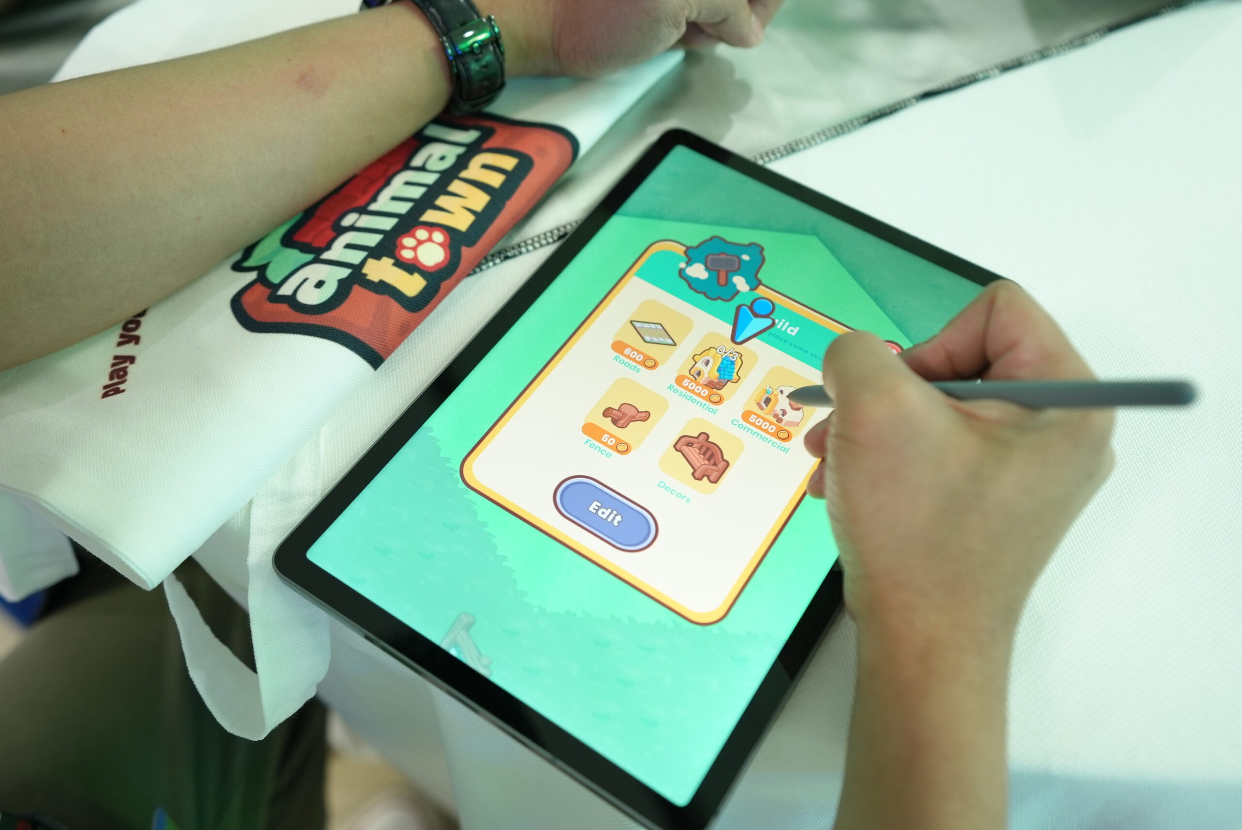 'Animal Town' unveiled to raise funds for conservation efforts