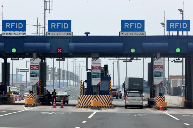 Cashless toll collection in expressways back starting March 15