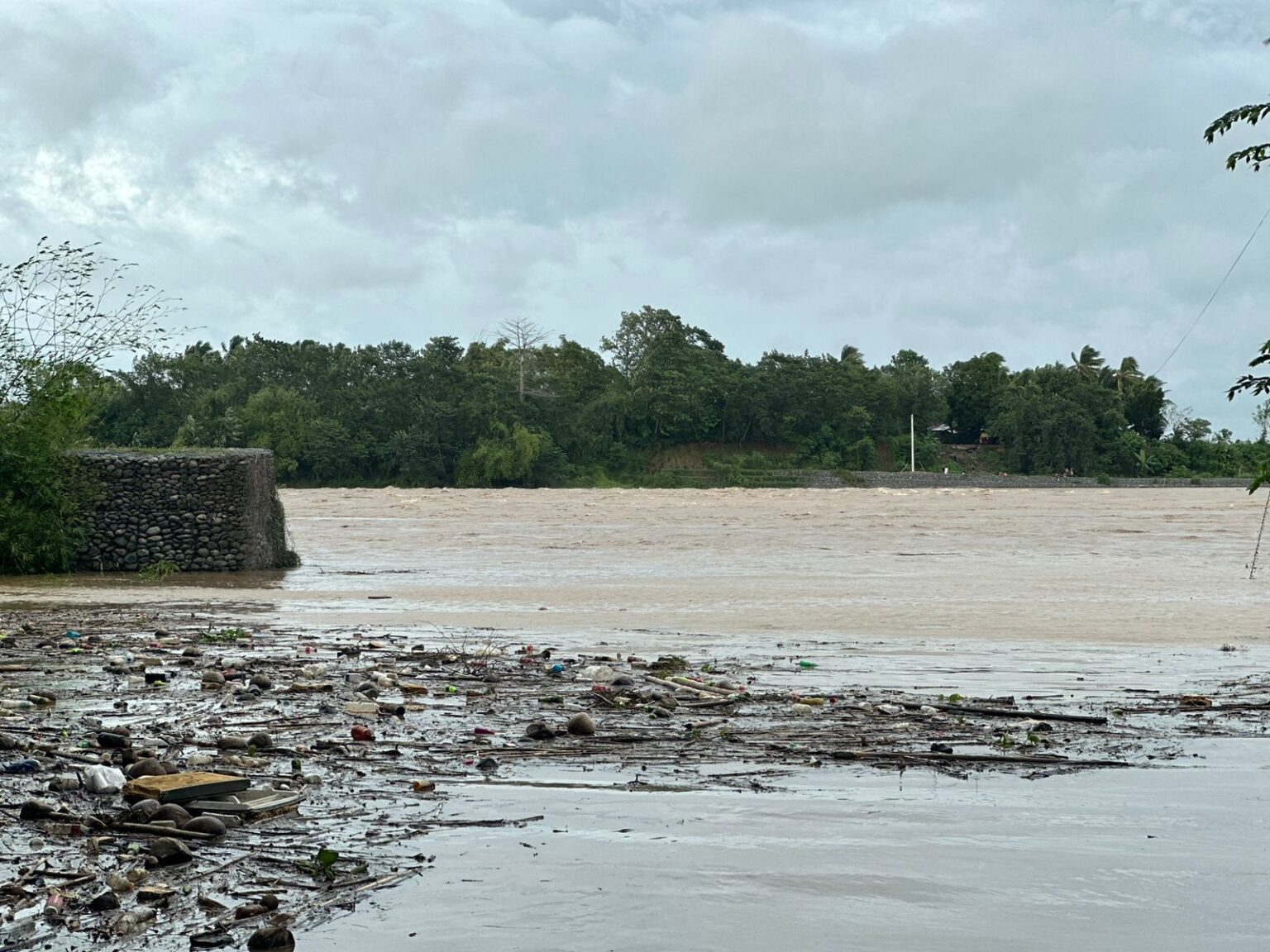 7 overflow bridges in Isabela not passable due to Kristine