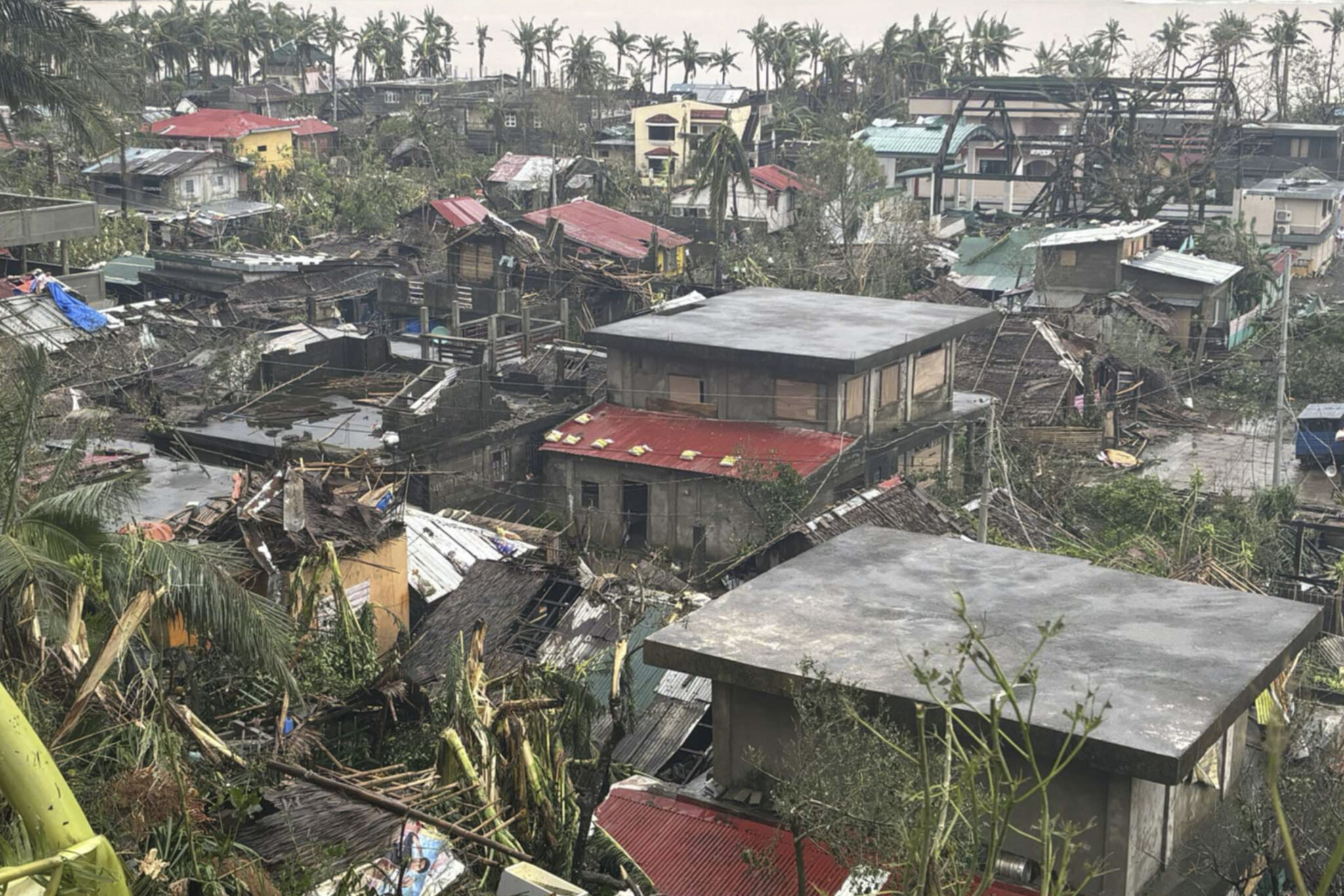 Man-yi leaves 7 dead in PH, worsens crisis from successive storms