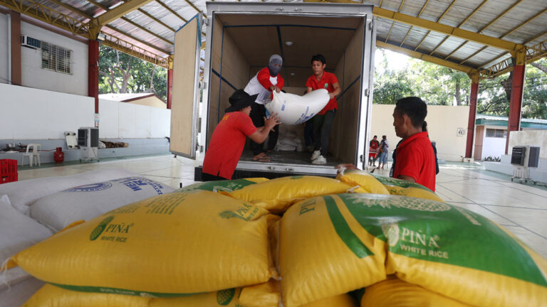 Subsidized rice now at 15 Batangas outlets | Inquirer News