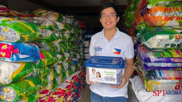 Leandro Legarda Leviste delivers holiday cheer to Batangas district