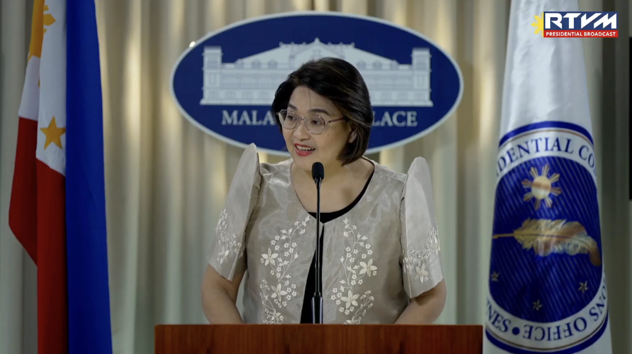 Castro dismisses DOJ speculation: ‘Keep calm, not applying’