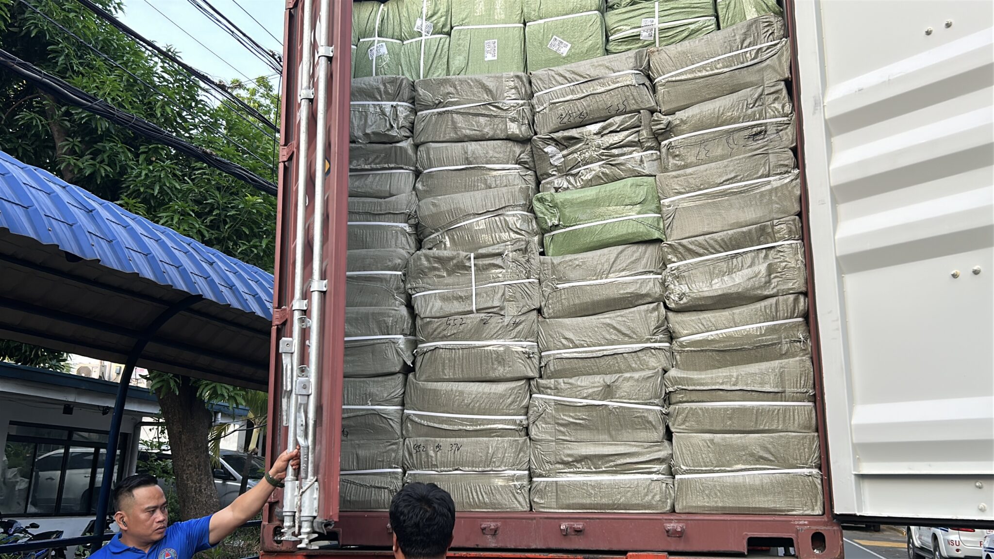CIDG seizes 4 container vans with alleged ‘misdeclared’ goods