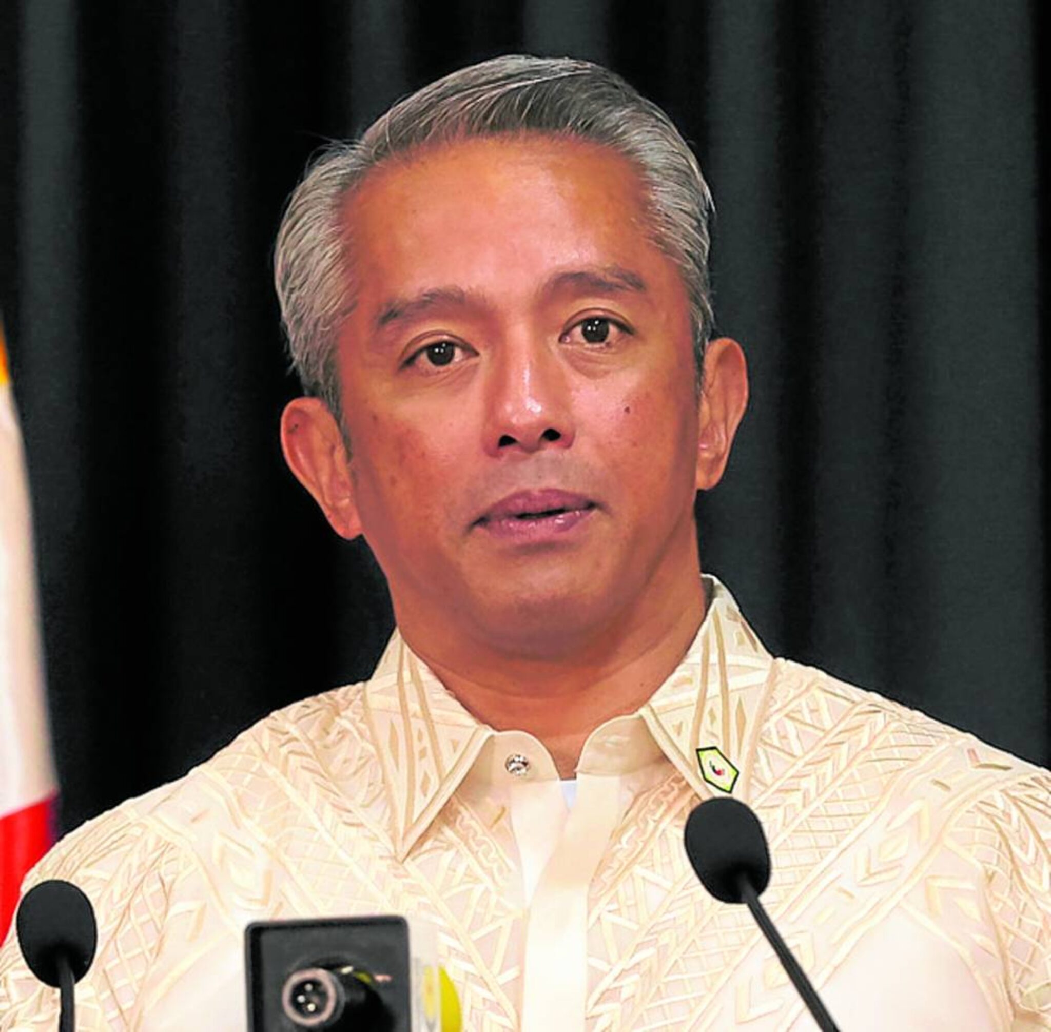 DILG chief urges stronger ties between PNP, DOJ