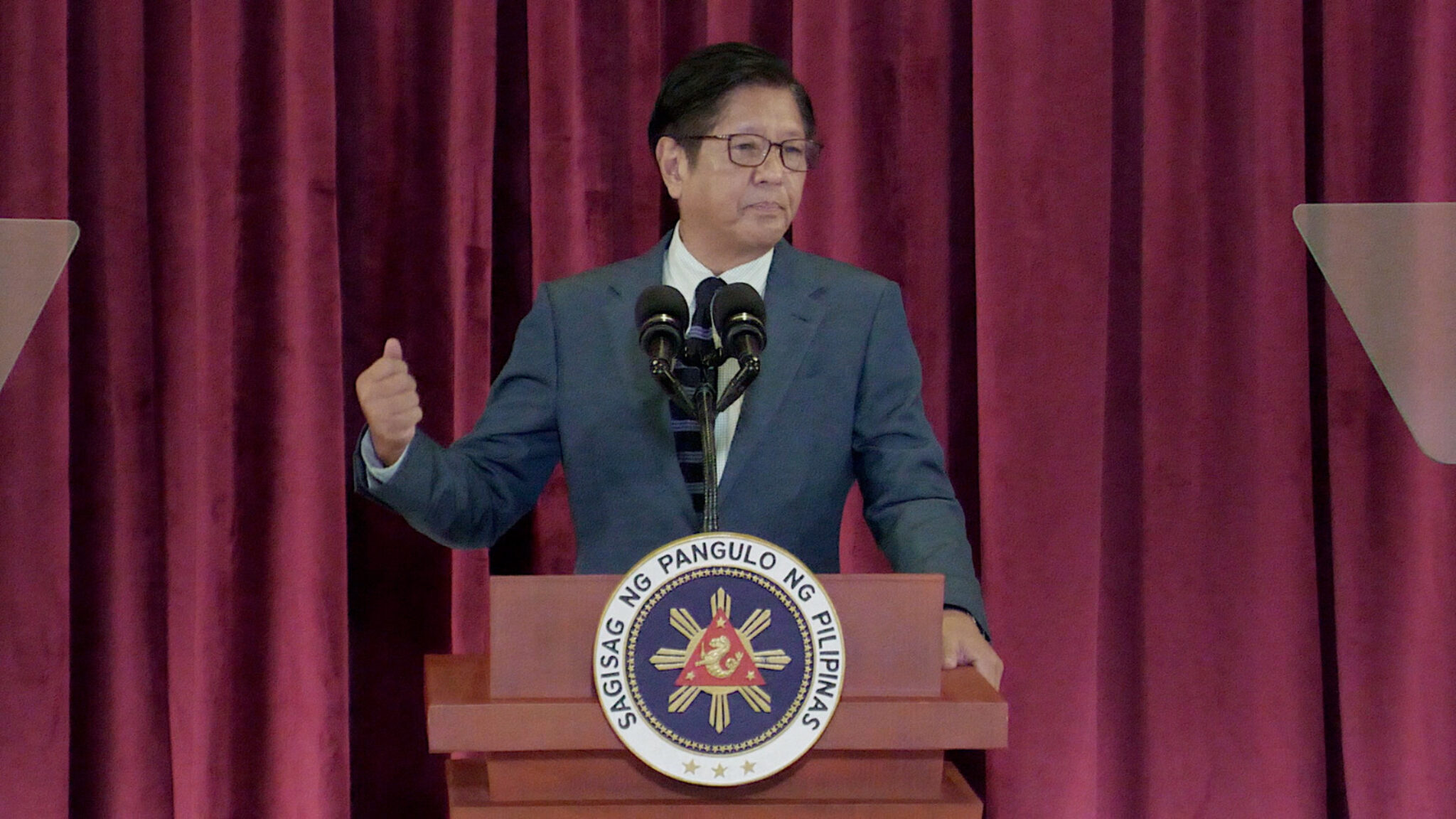 Marcos wants `solid rerouting plan' before Edsa rehab starts