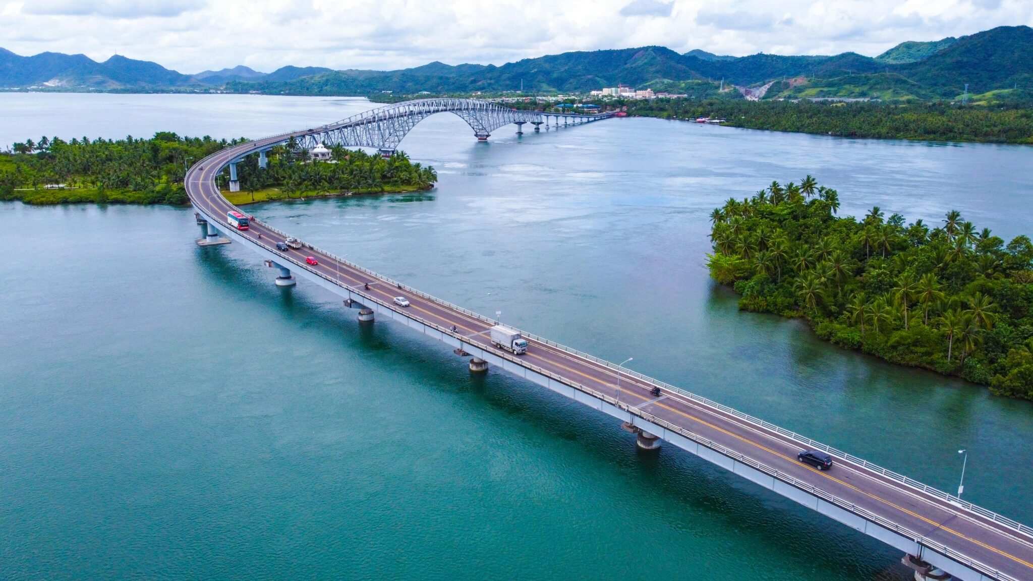 Eastern Visayas execs seek ways to ease bridge limit impact