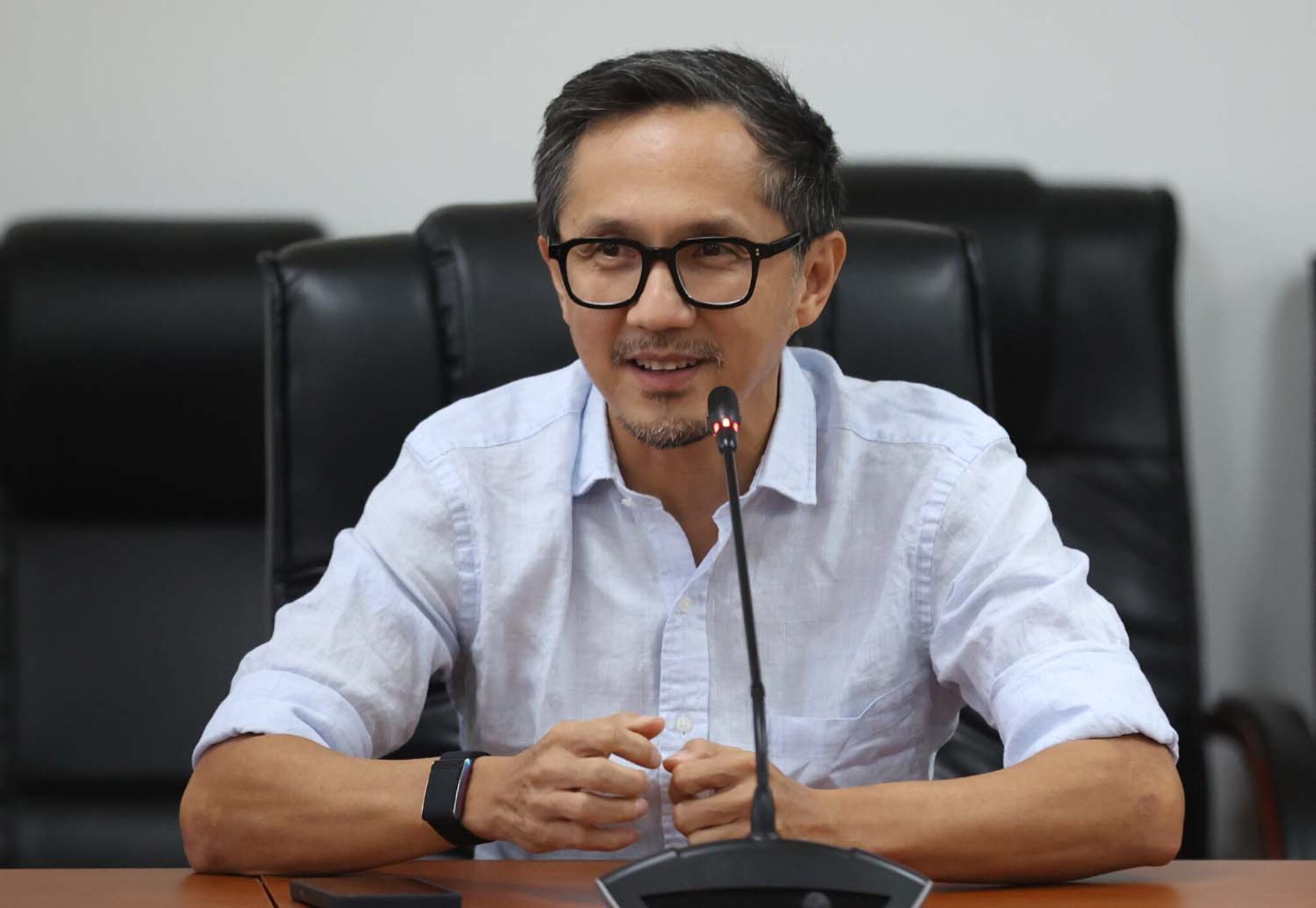 DOTr backs uploader of GV Florida buses video | Inquirer News