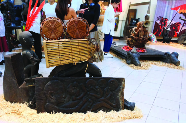 Kidlat Tahimik honors ‘indio-genius’ Rizal in Baguio exhibit