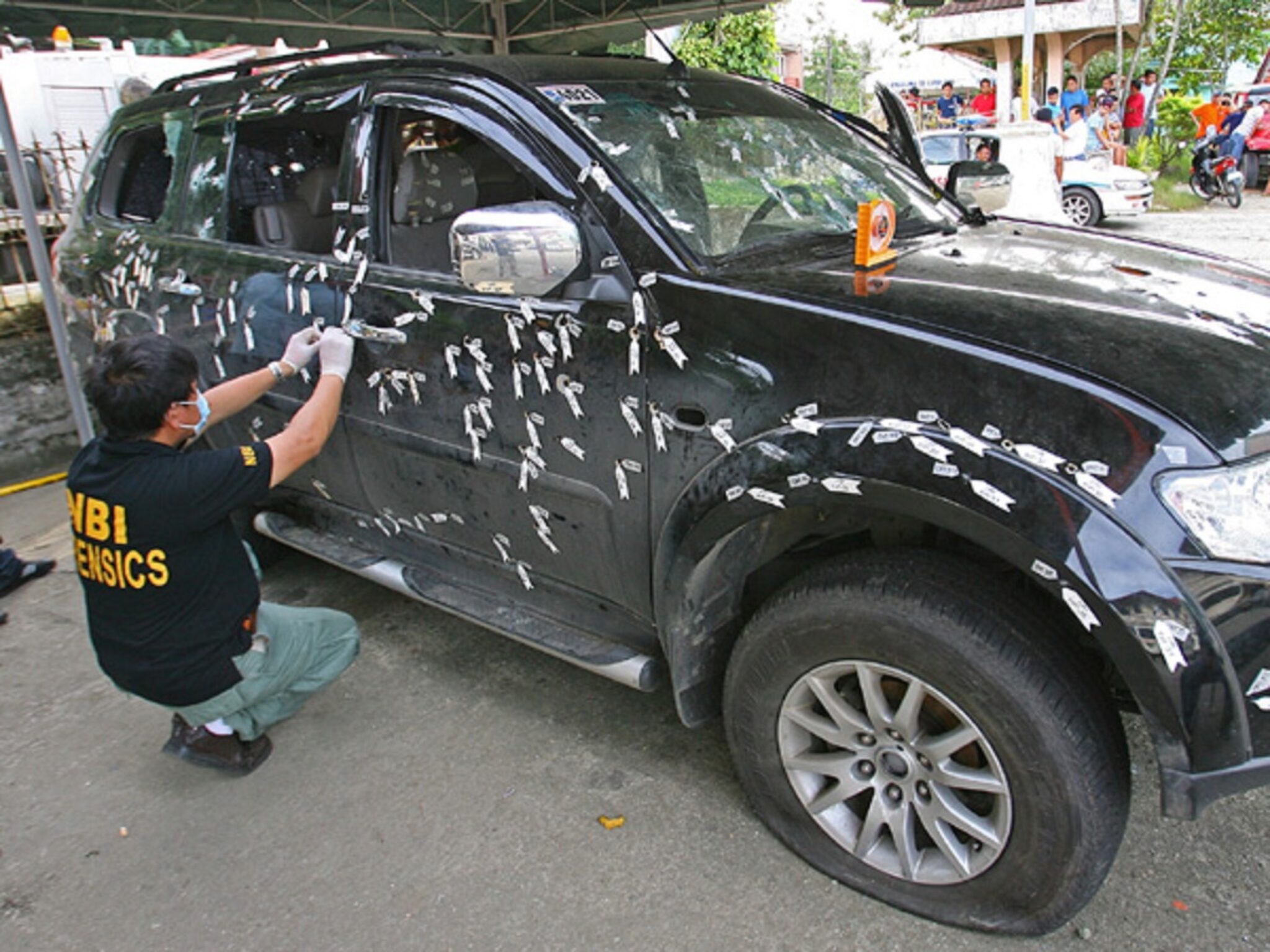 Court acquits 12 cops in Atimonan shootout