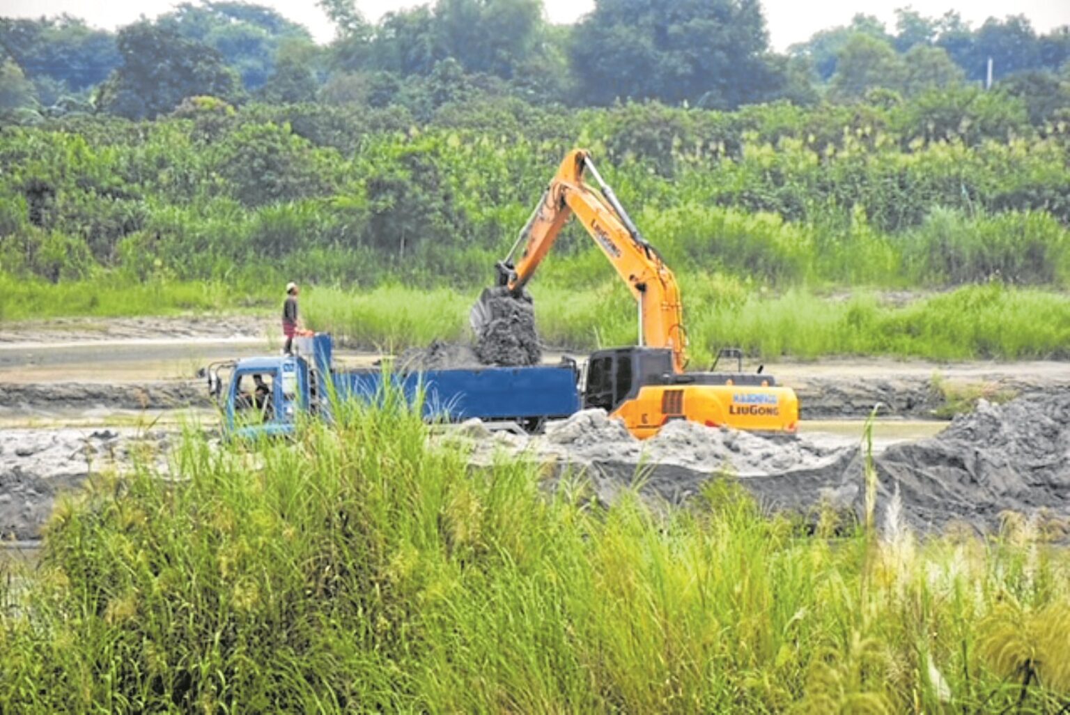 Pampanga earned P4.5B from quarried Mt. Pinatubo sand, stones