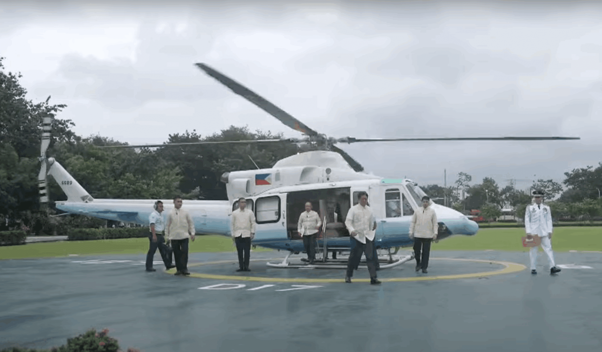 Marcos arrives at Batasang Pambansa Complex for 4th Sona