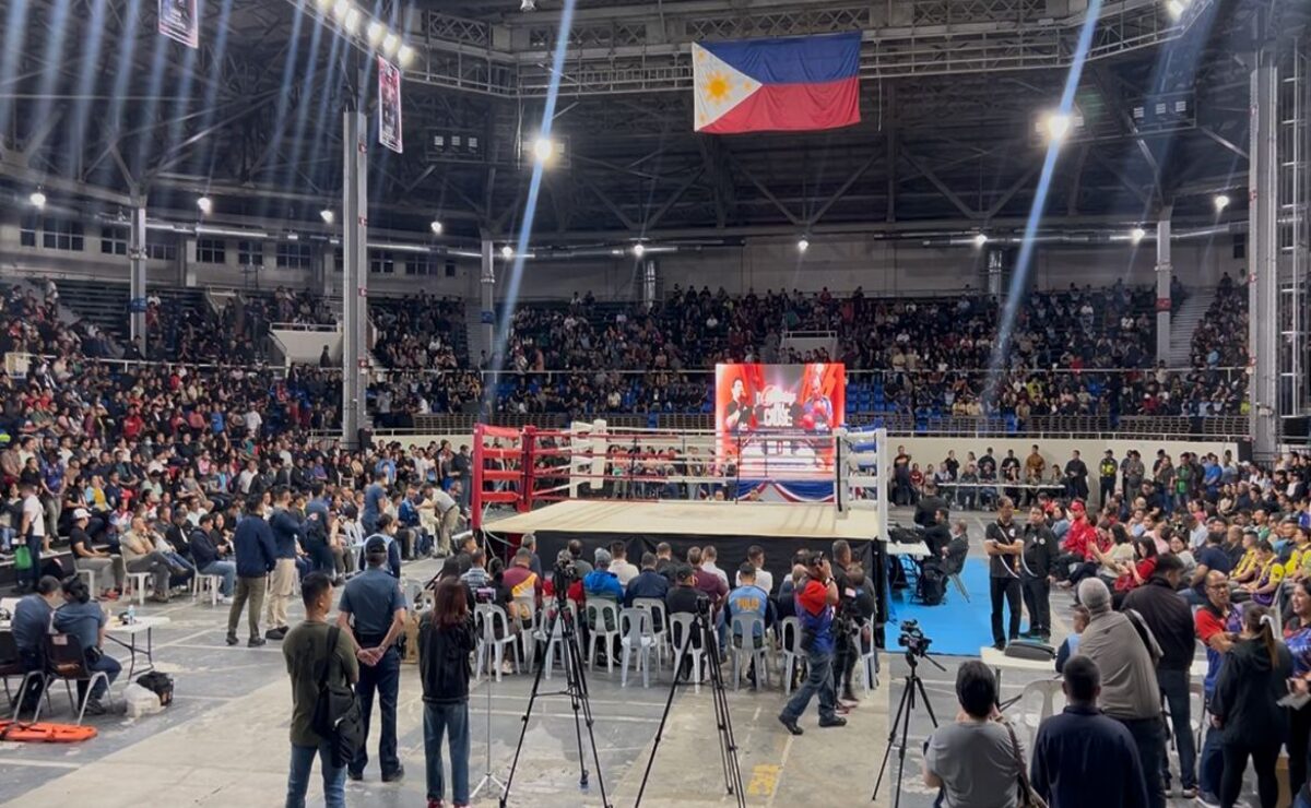 Possible Duterte-Torre match draws thousands to Rizal coliseum
