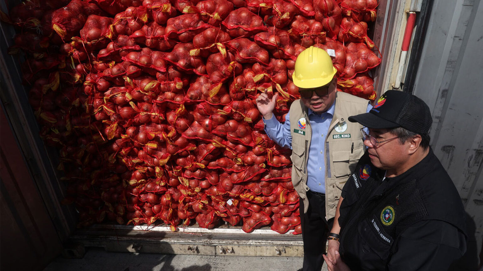 Smuggled onions, mackerel worth P34M seized at Manila port