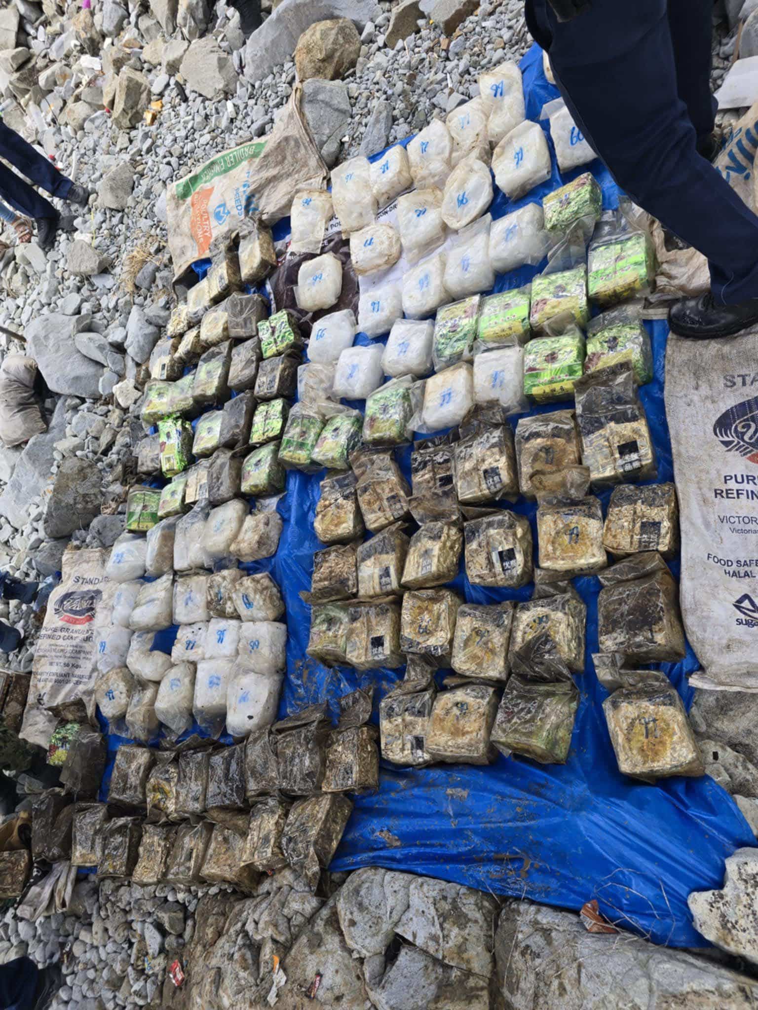 P802-M shabu abandoned along Bataan shoreline found