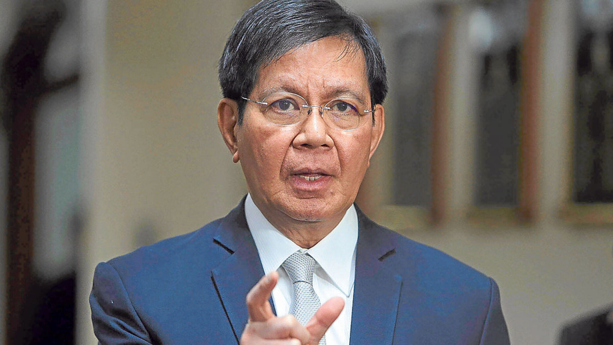 Lacson links ex-DPWH chief to flood control projects contractor