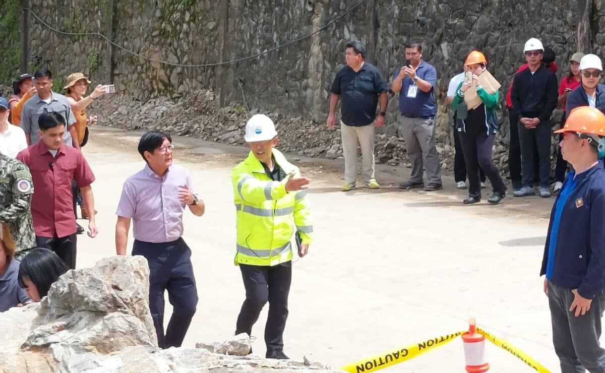 Marcos inspects 'sloppily made' Kennon Road rock shed