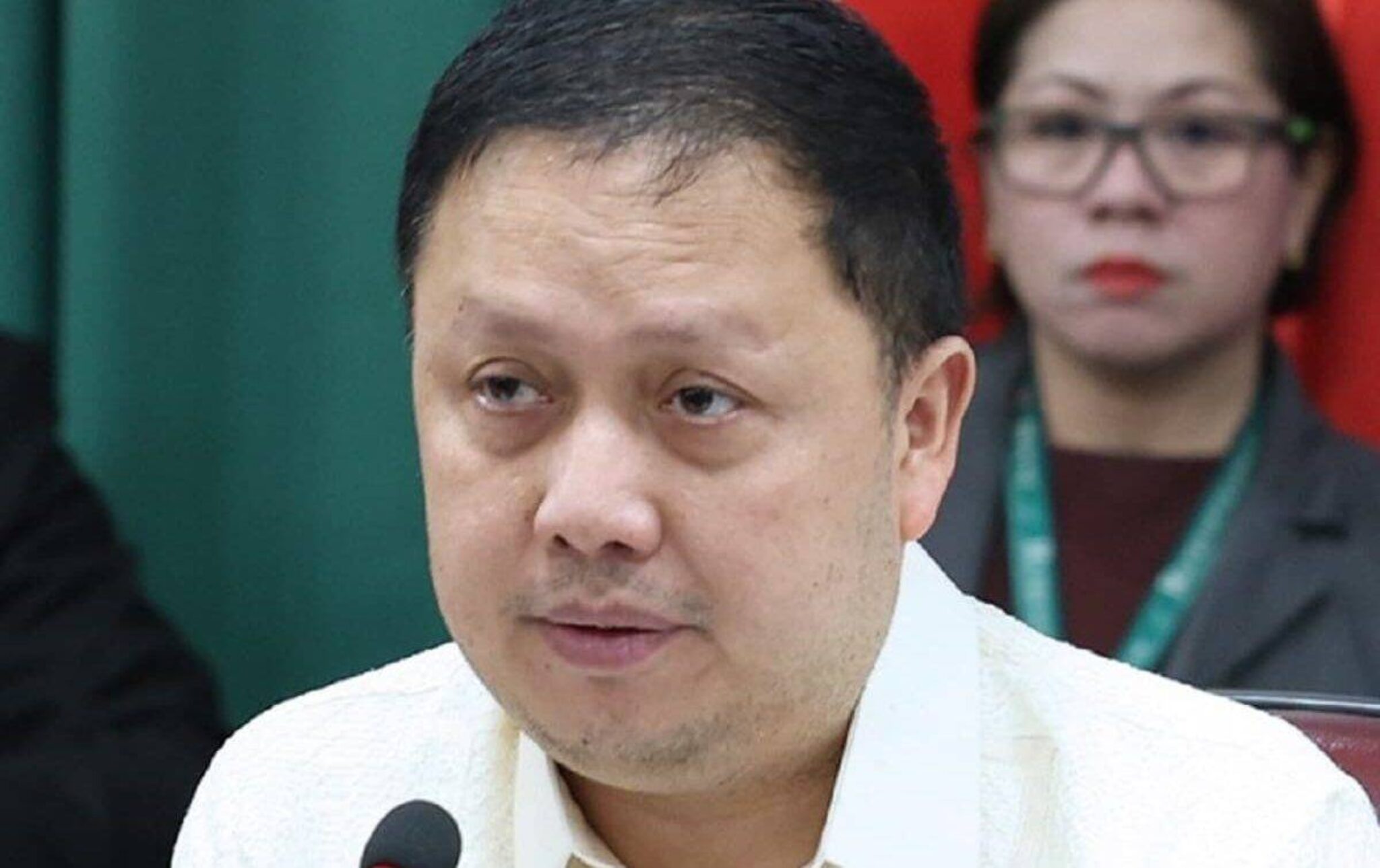Dy accepts Co’s resignation, but says he still has to return
