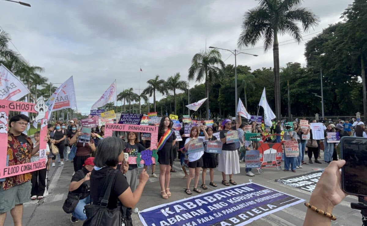 'Baha sa Luneta' protest starts