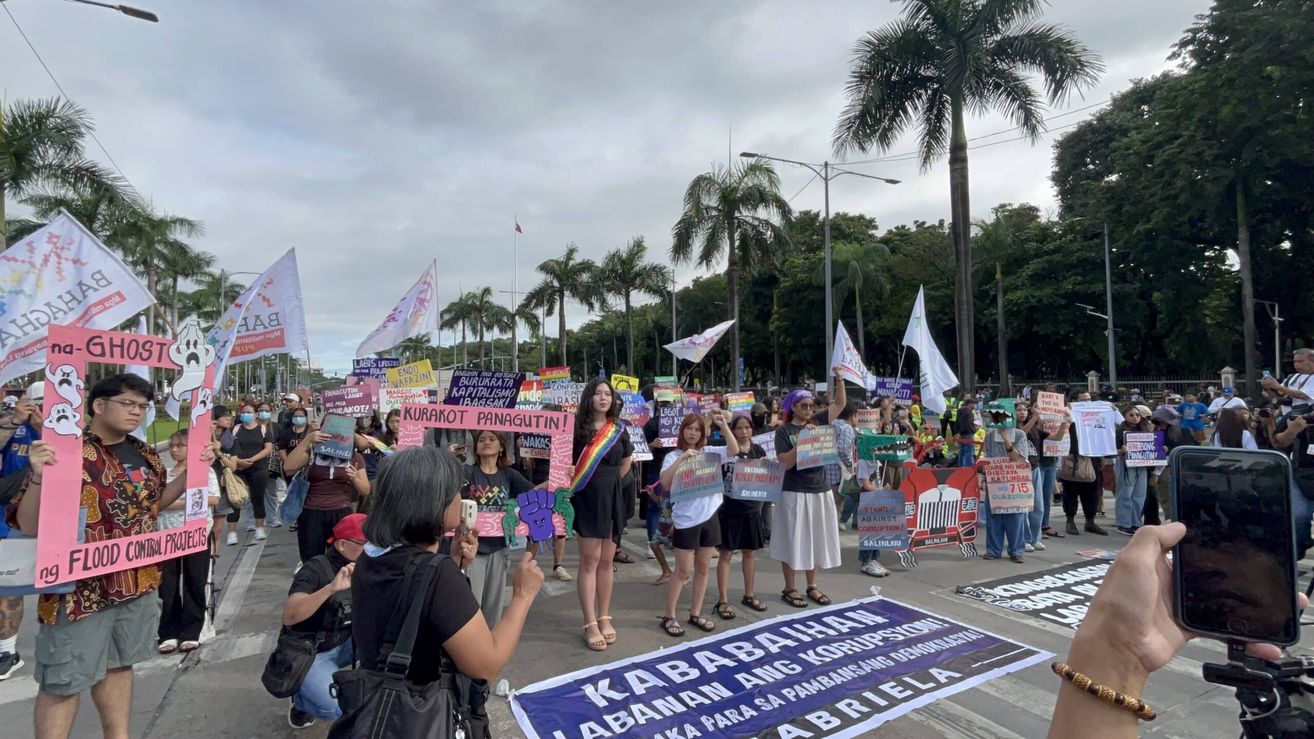 'Baha sa Luneta' protest starts