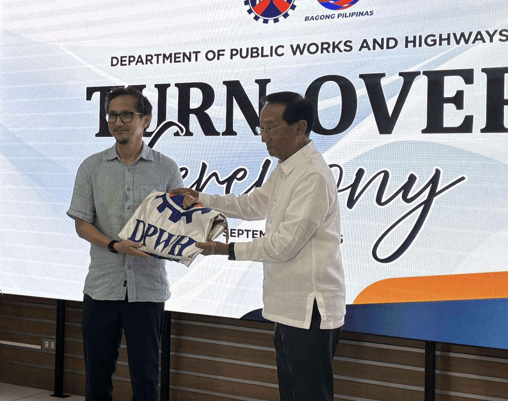 Outgoing DPWH chief says 15 flood control projects don't exist