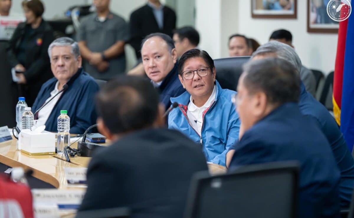 Marcos resurfaces in meeting at Camp Aguinaldo