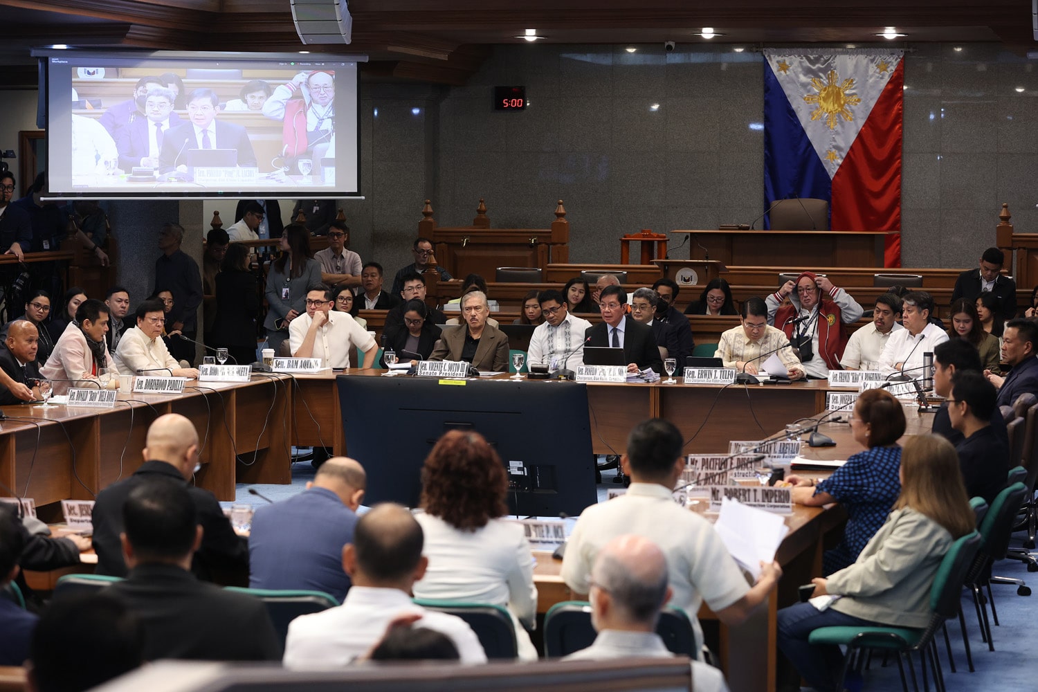 LIVE: Senate hearing on anomalous flood control projects