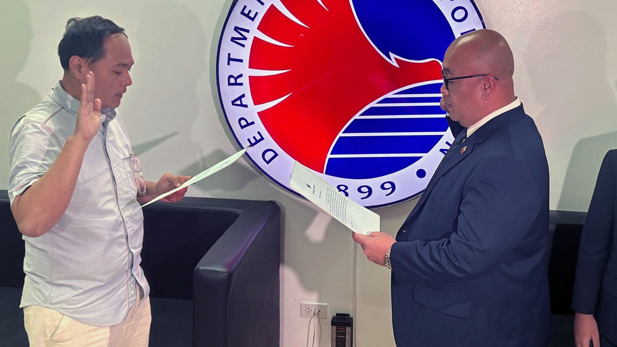 New LTO chief Markus Lacanilao takes oath