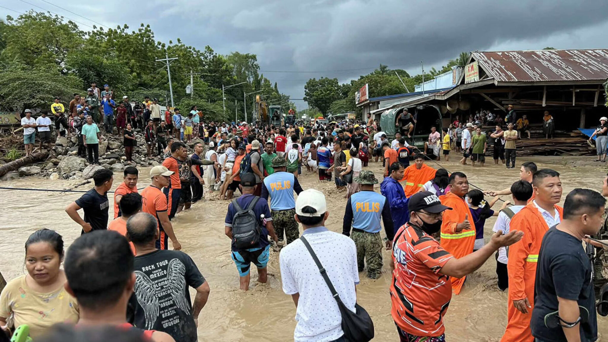 Flash floods shut down Maasin, Sarangani highway