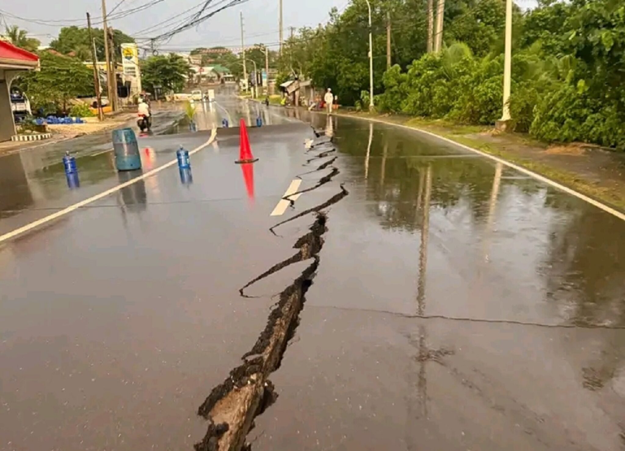 Phivolcs identifies fault that caused magnitude 6.9 quake in Cebu