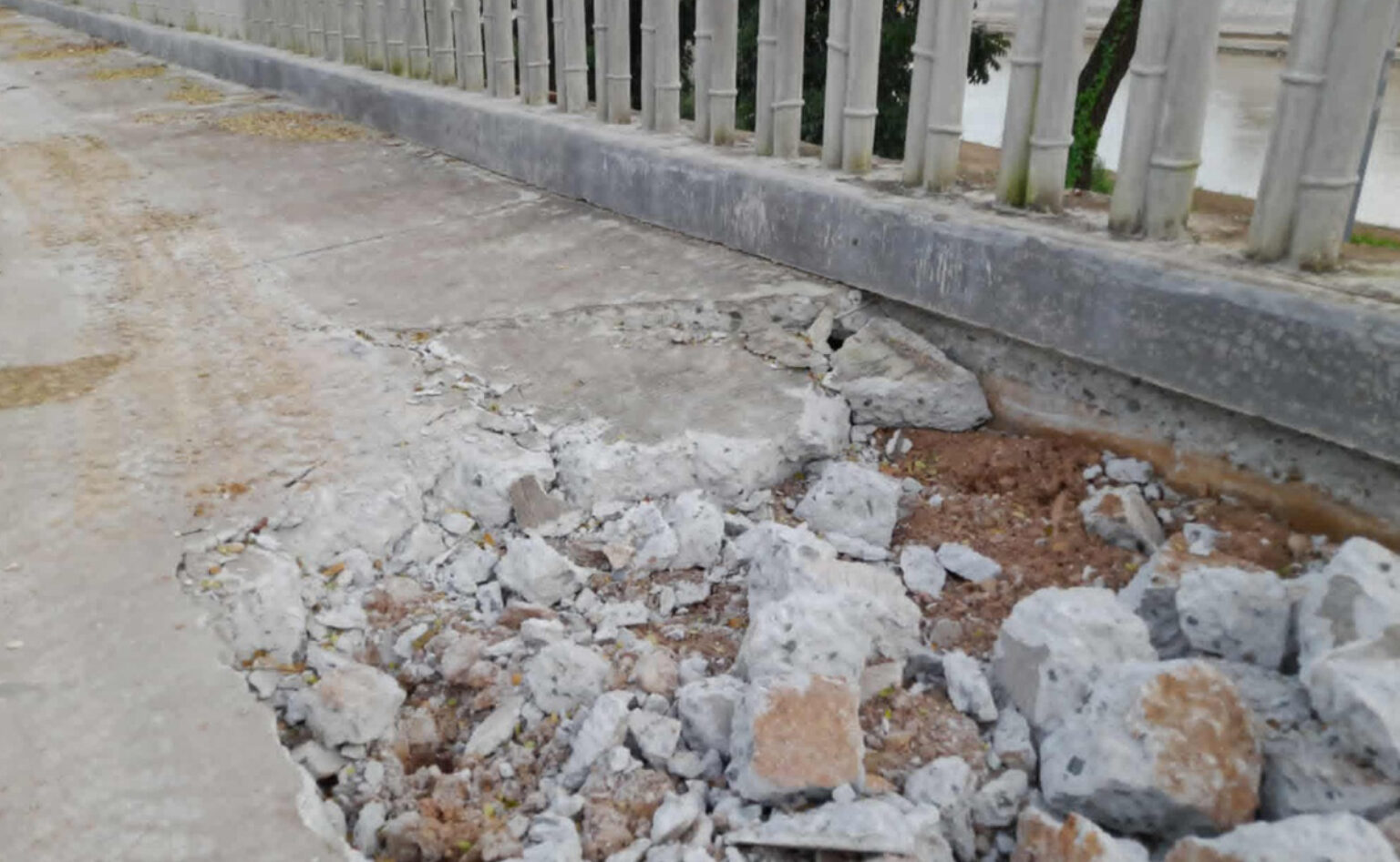 Marikina dike built by Discayas brings fear to Provident Village folk