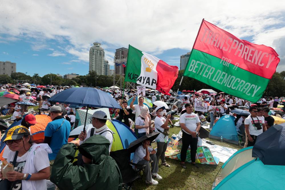 Marcoleta hits flood control probes in INC ‘rally for transparency’