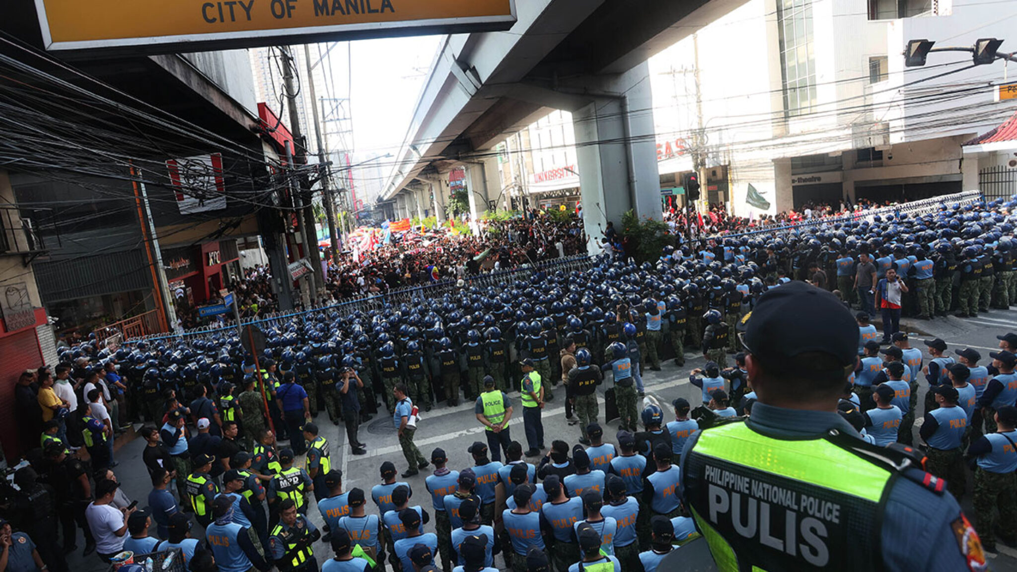PNP to downgrade alert status after ‘peaceful’ Nov. 30 protests