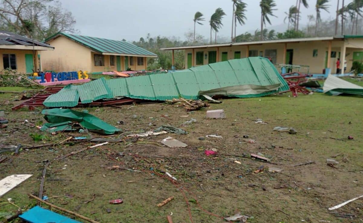 Typhoon Uwan damages over 1,800 classrooms