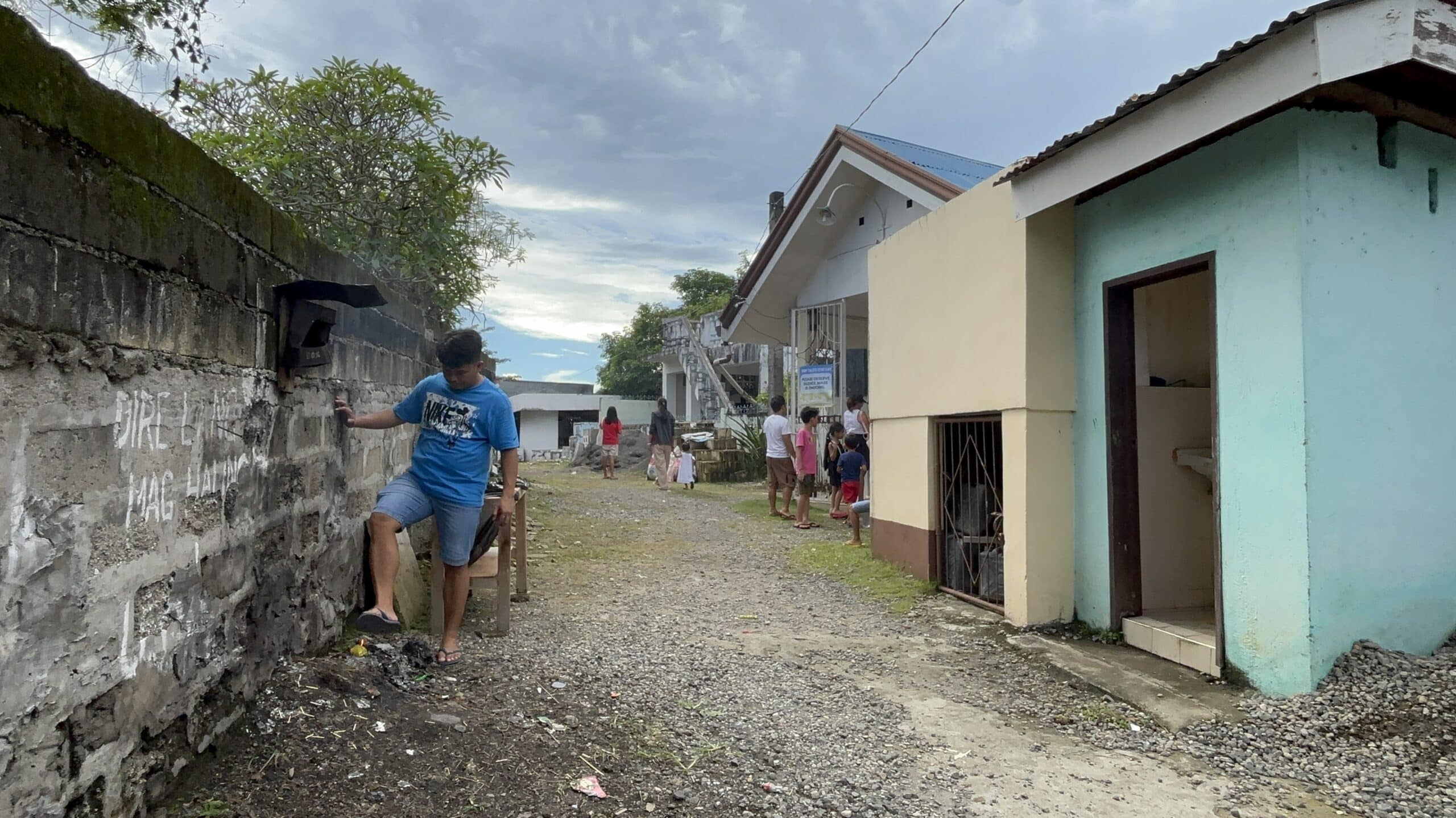 ‘Palina’ – a smoke cleansing ritual on All Saints’ Day in Bohol