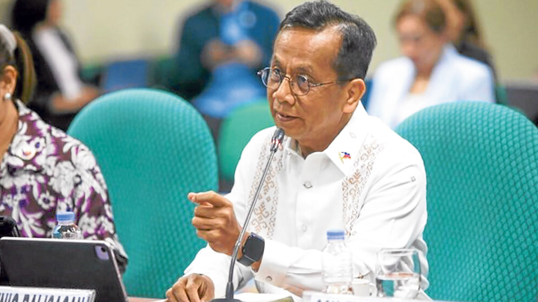 Flood control mess slows economic growth in Q4 2025 to 3%