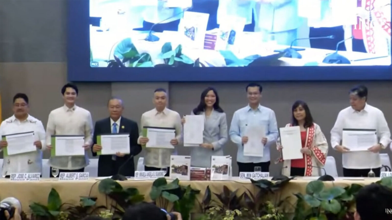 Senate, House sign bicam report on 2026 budget