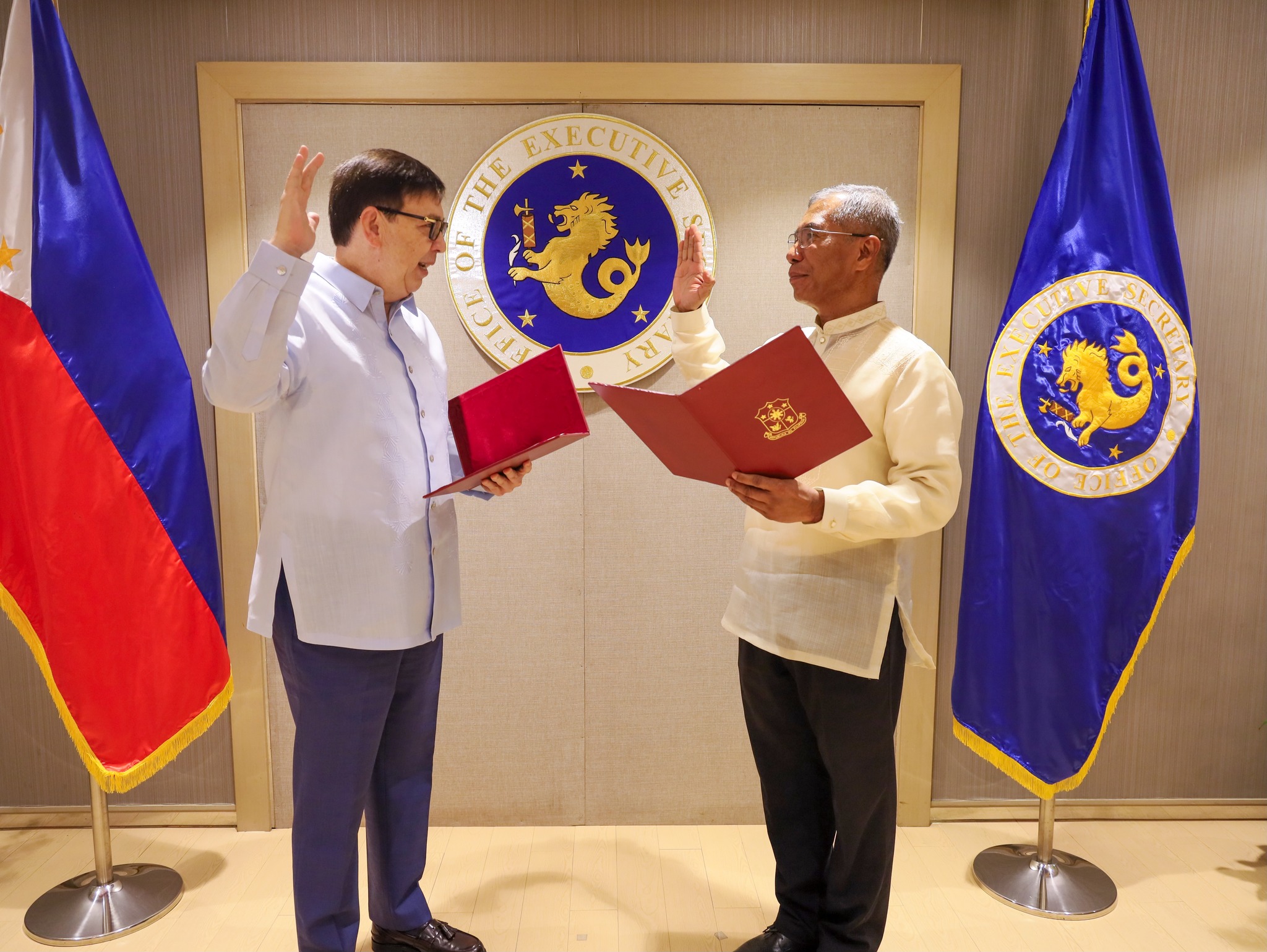 Nicolas Torre takes oath as MMDA general manager