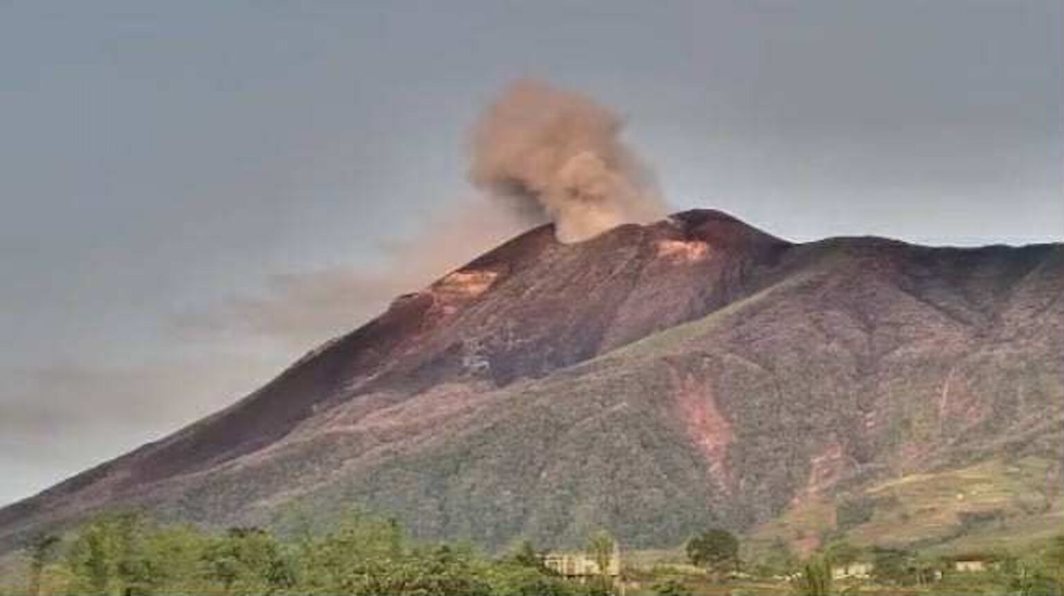 Kanlaon Volcano shows increased seismic activity – Phivolcs