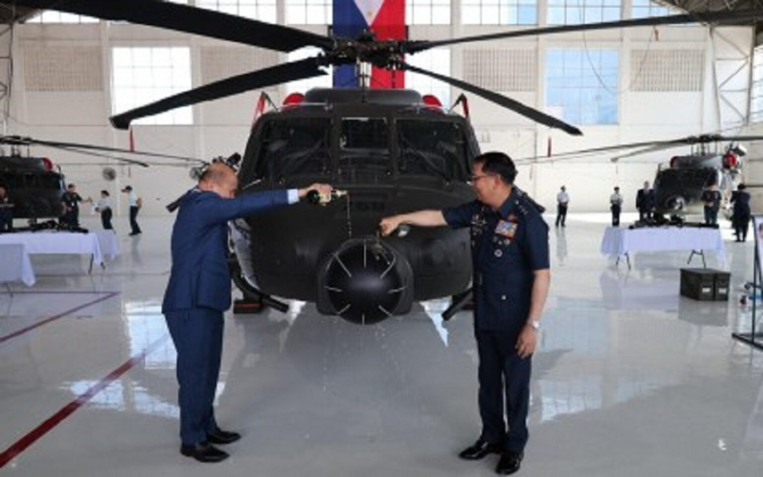 Air Force gets 5 more Black Hawk choppers